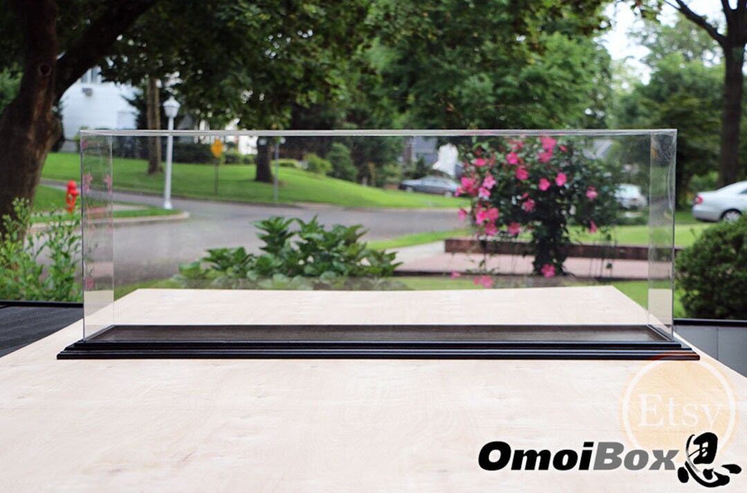 Custom Display Cases for Collectibles | Wood and Acrylic Glass Display ...