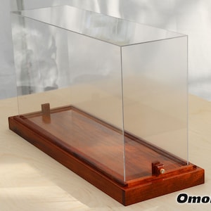 Custom Display Cases for Collectibles | Wood and Acrylic Glass Display ...