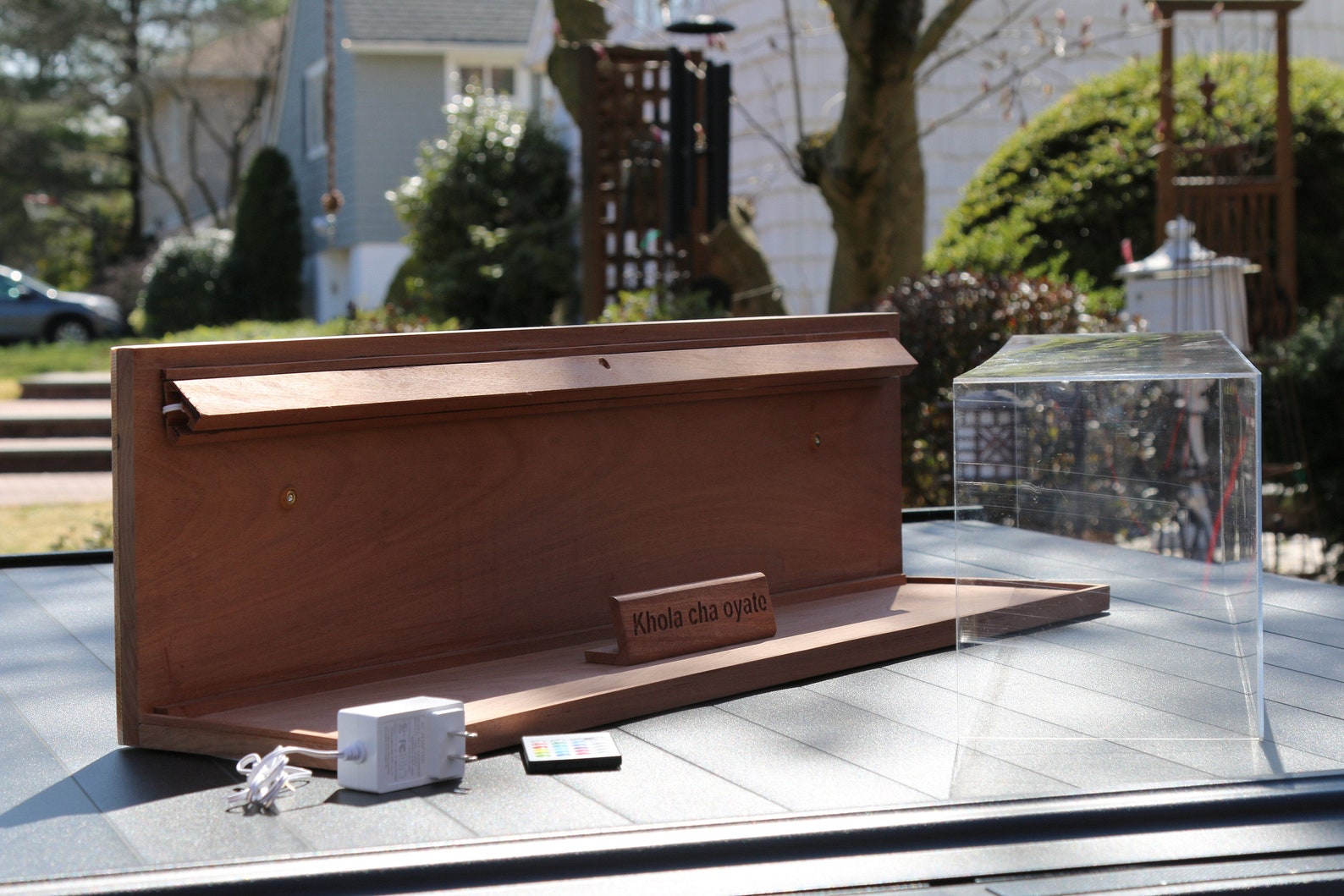 Custom Wall Display Cases | Wall Mounted Acrylic Display Case | Model ...