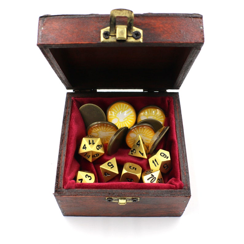 D&D Gift Set Dice Chest With Gold D20 Dice Set and | Etsy
