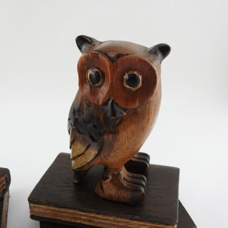 2 Vintage Carved Brown Wood Owl Figurine on Book Stack Bookend Thailand ...