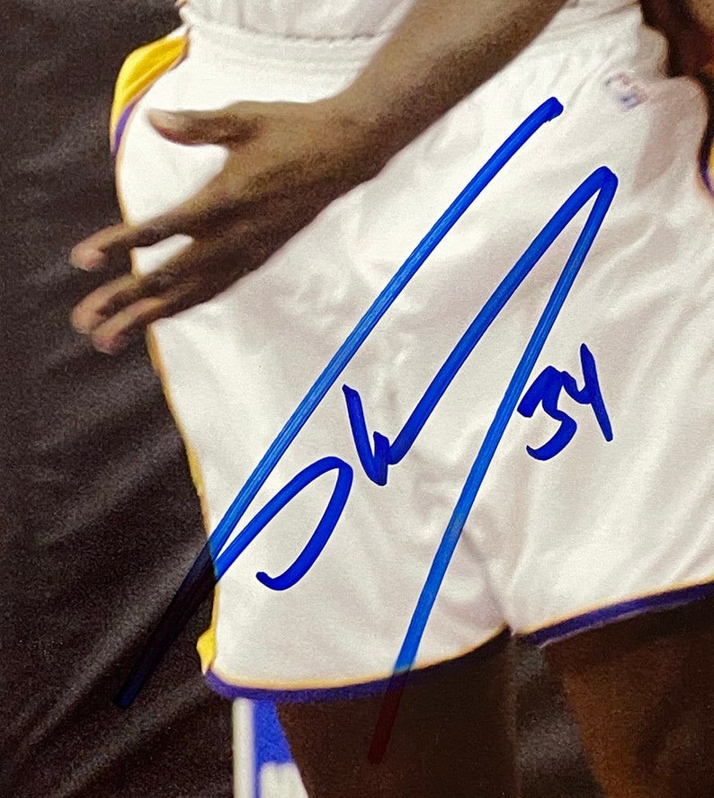 Shaquille O'neal Signed 16x20 Los Angeles Lakers Dunk Photo PSA/DNA ...