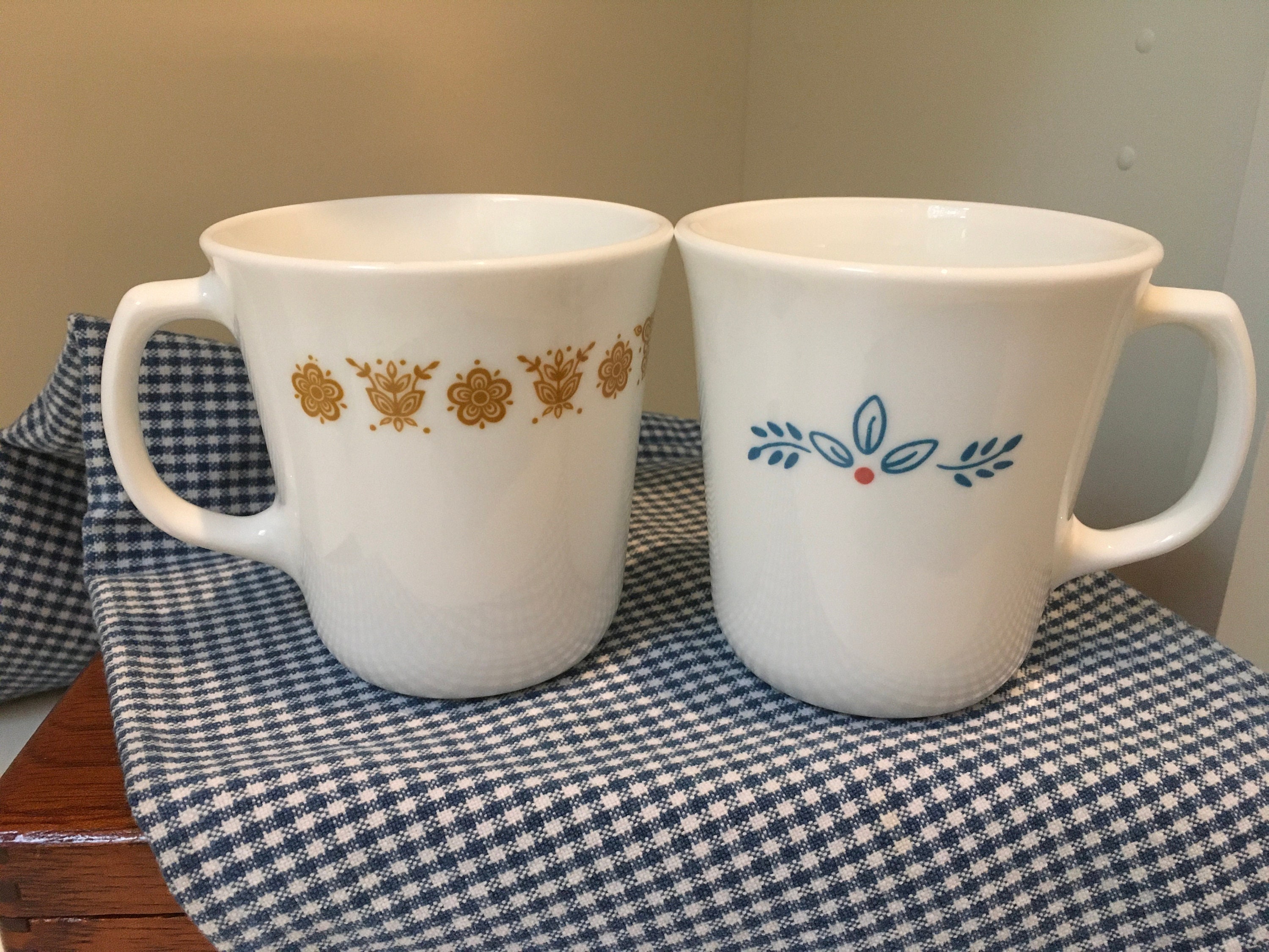 Vintage Corelle Mugs Mismatched Set of 4 Cute Retro Patterns - Etsy