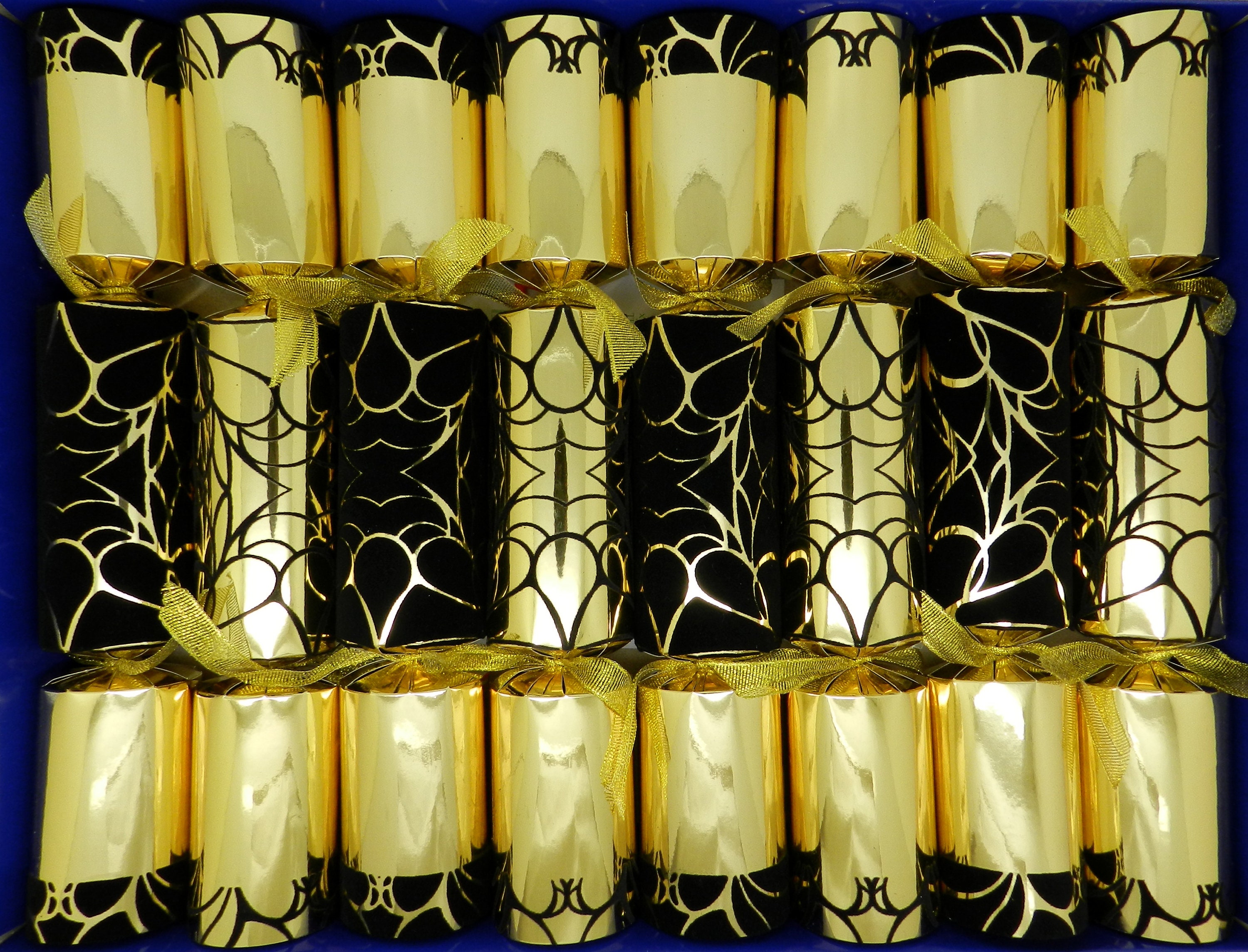 Set of 4 family fun Christmas Crackers with magic tricks- assorted designs