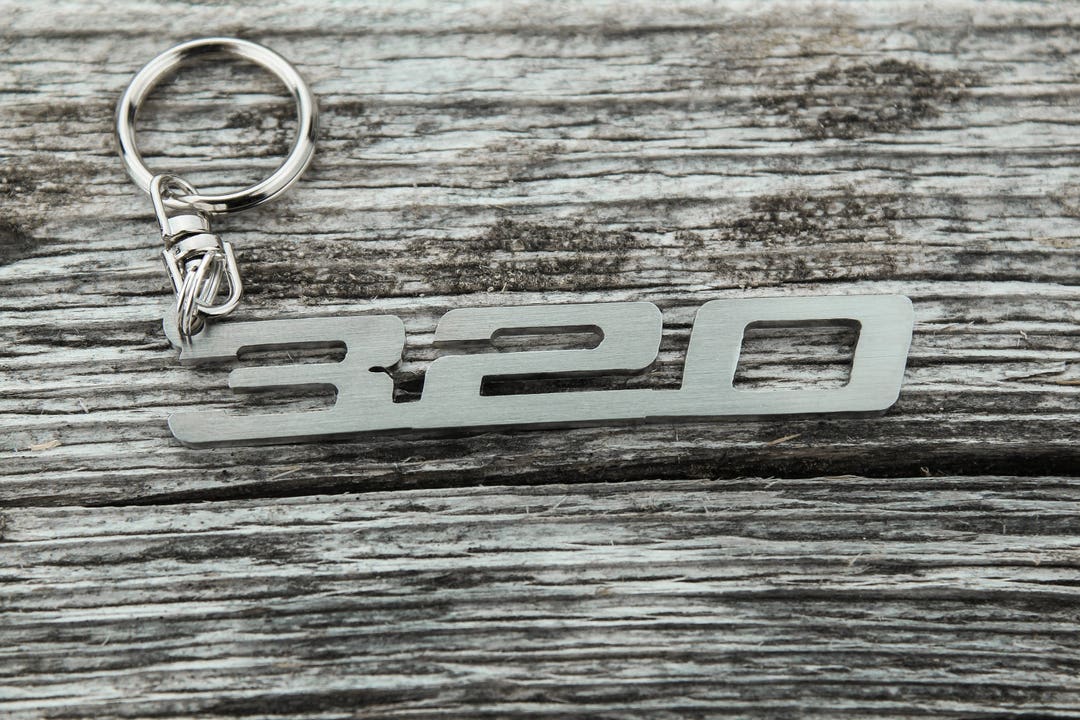 BMW 320 Keychain E46 E90 E36 E30 Car Auto M Power Gift Keyring ...