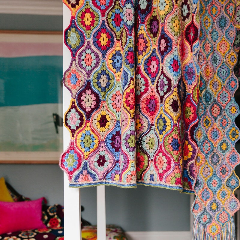 Lantern Crow - Etsy UK