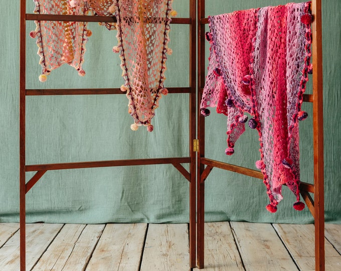 Magic Circles Scarf Pattern by Jane Crowfoot - Etsy Israel