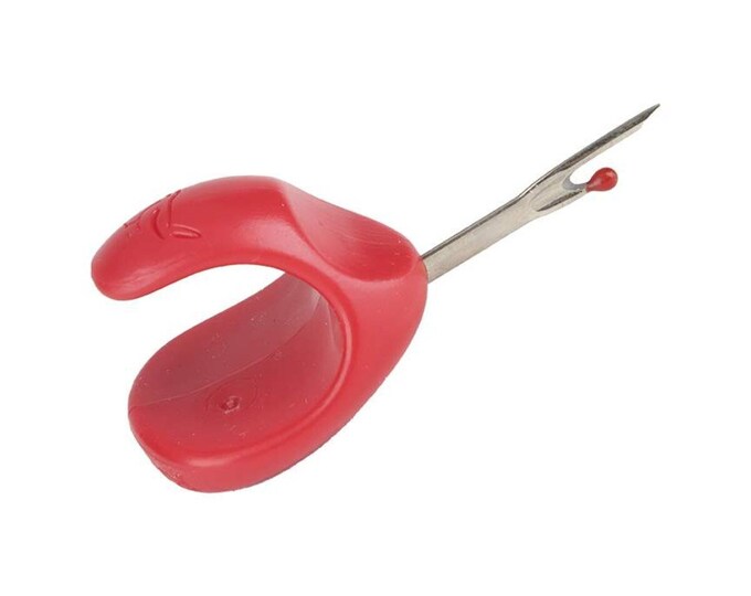 Cindy's Ergonomic Design Seam Ripper - Medium/large Red by Riley Blake ...