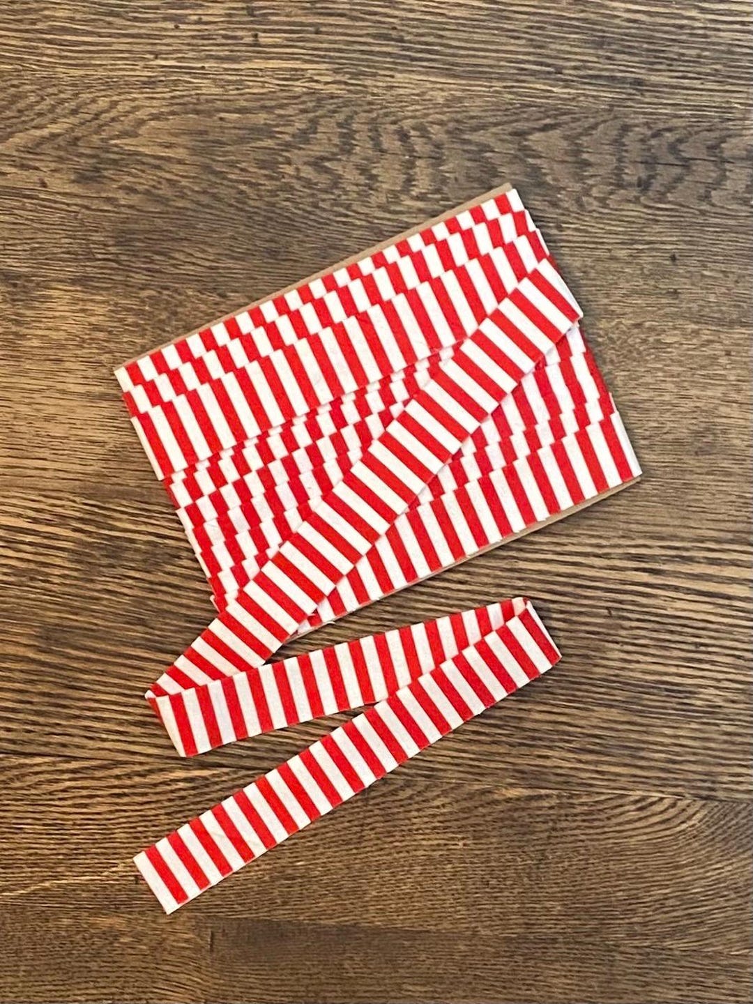 Pre-made Quilt Binding - 1/4" Red and White Stripe Quilt Cotton Fabric ...