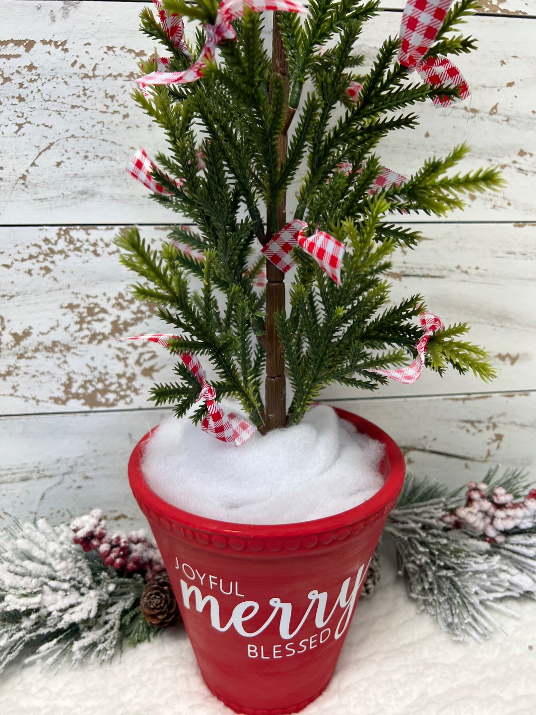 Red and White Farmhouse Tabletop Christmas Tree - Etsy