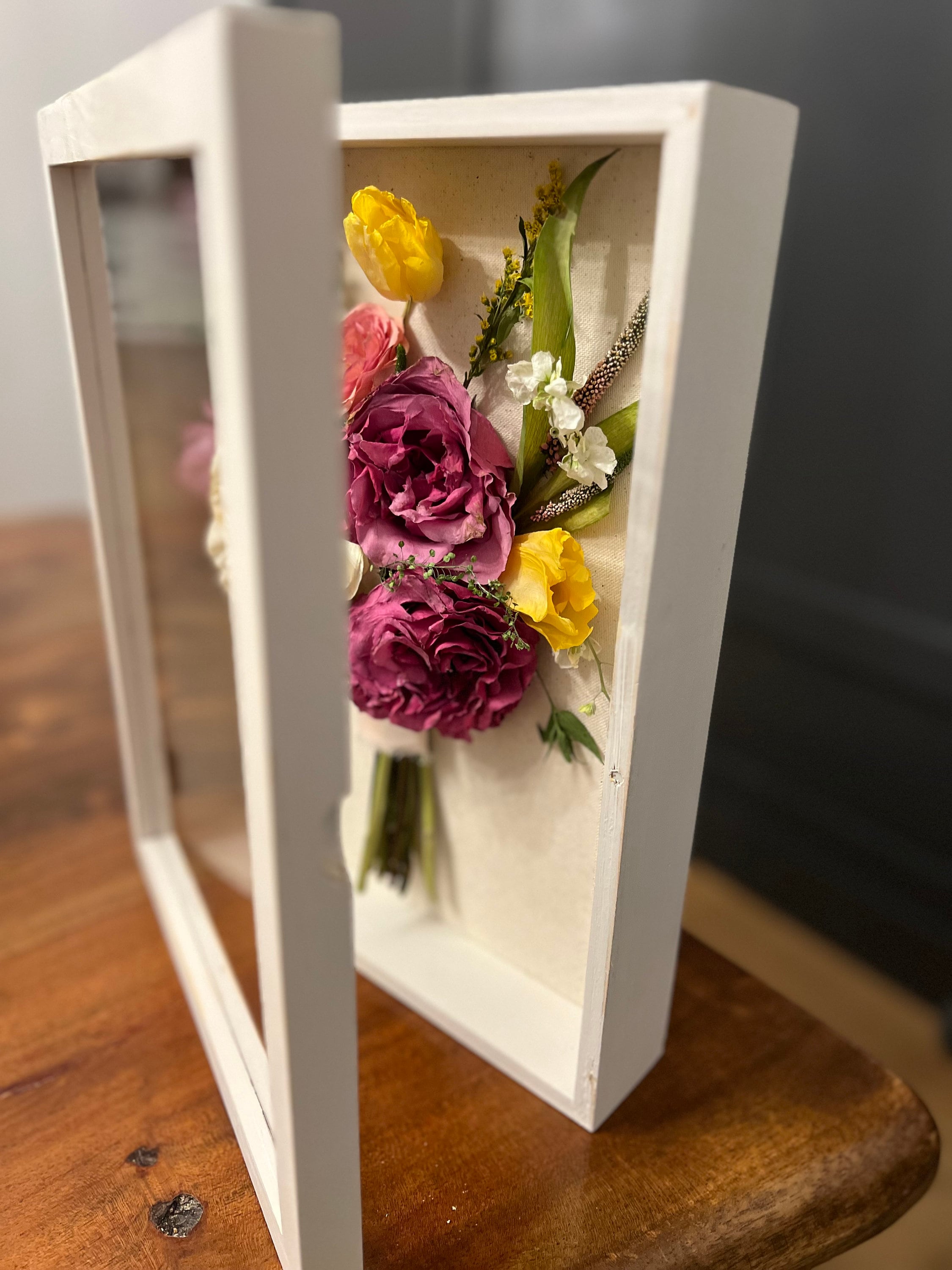 Display Case Deluxe Clear Acrylic Collectible Wedding Flower Bouquet ...