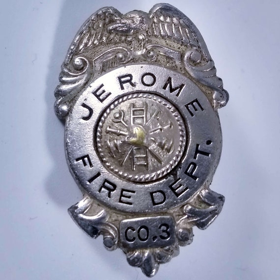 Vintage Fire Department Badge Vintage Fireman's Badge Waukegan