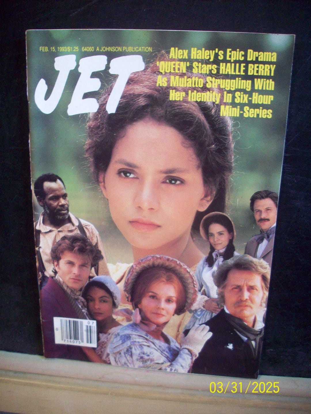 Halle Berry Queen Miniseries Cover Jet Magazine Feb 14,1993 Vintage ...