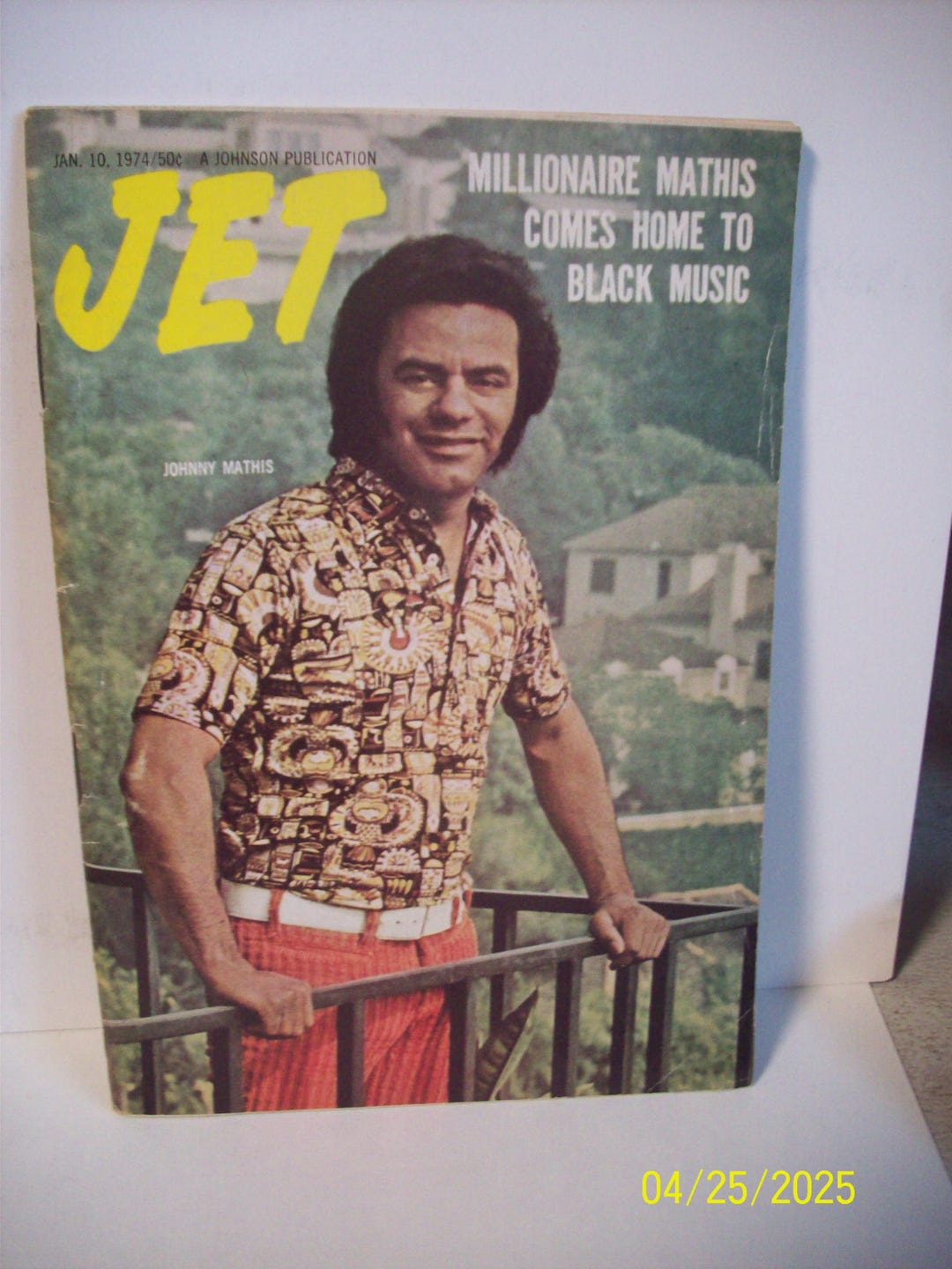 Johnny Mathis Millionaire on Cover Jan 10,1974 Vintage Jet Magazine ...