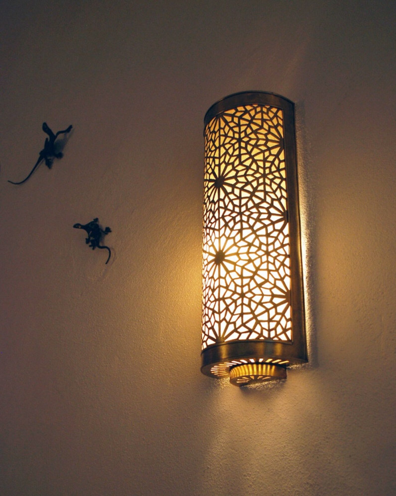 Exquisite Hand Cut Manhan Wall Light in Curved Brass With Hand Cut ...