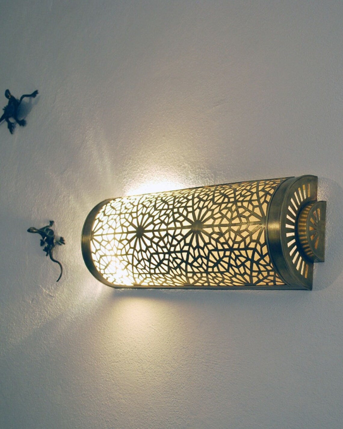 Exquisite Hand Cut Manhan Wall Light in Curved Brass With Hand Cut ...