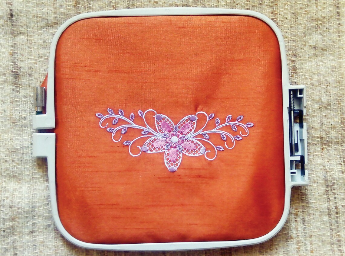 Floral Border Embroidery Design, Small Curved Floral Border Machine ...