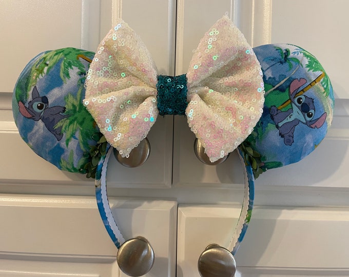 Classic Stitch Ears - Etsy