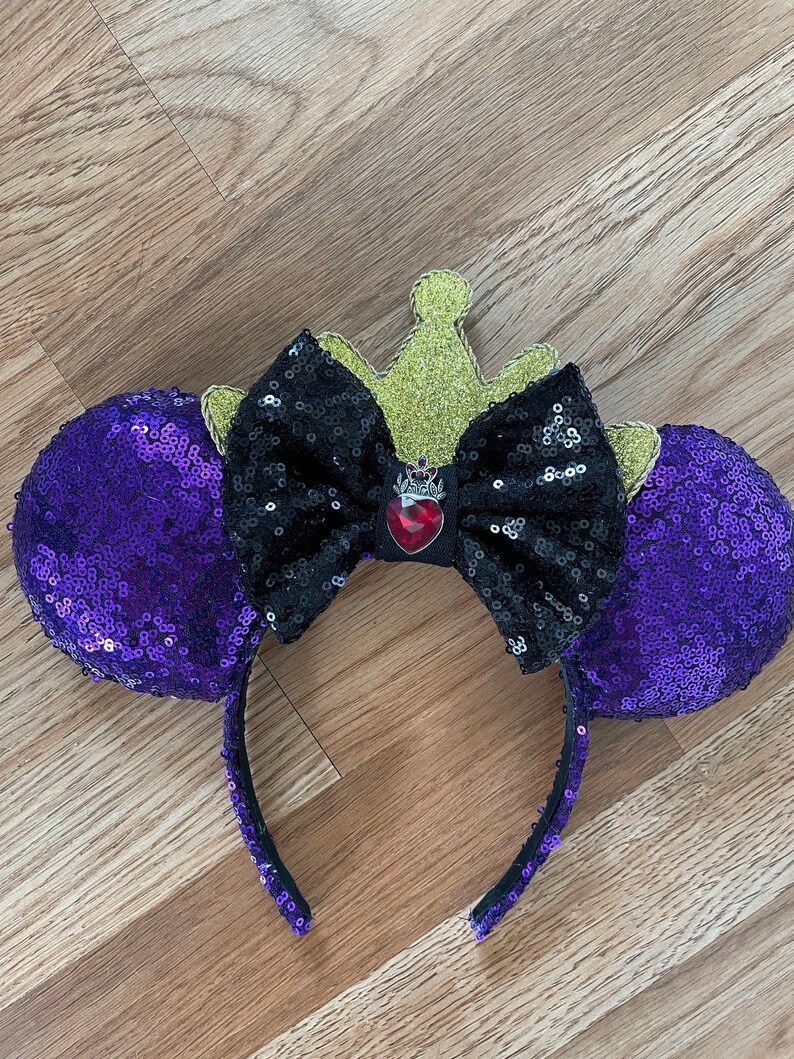 Evil Queen Themed Minnie Mouse Ears - Etsy
