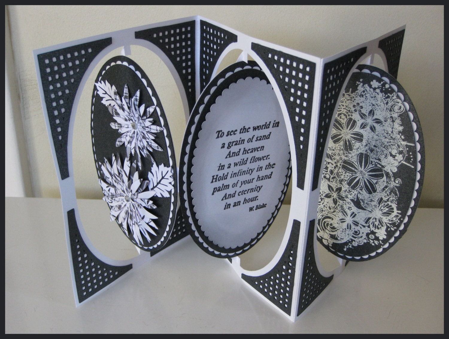 Accordian Oval Card Cutting File SVG Format | Etsy UK