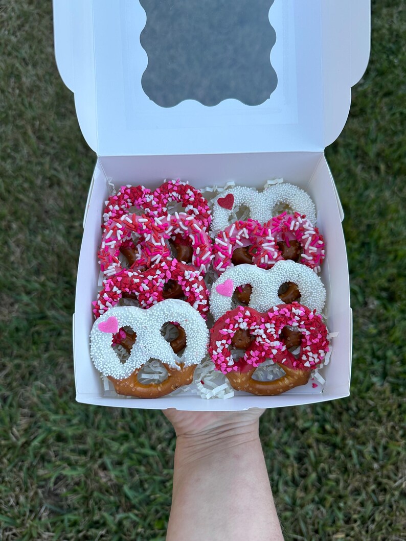 Valentines Day Decorated Pretzels - Etsy