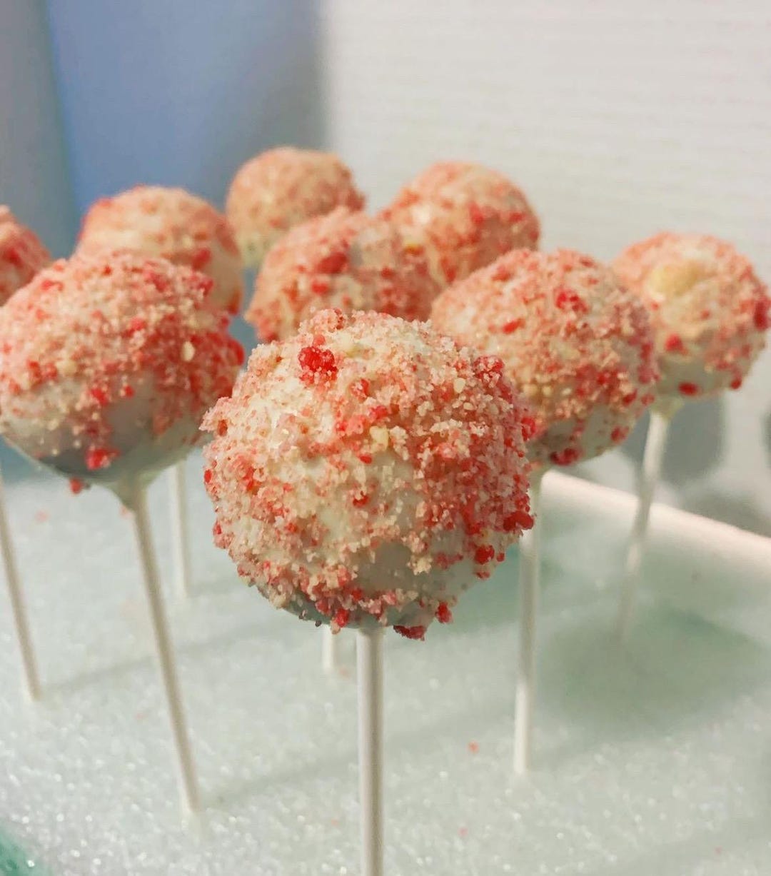 Strawberry Shortcake Crunch Cake Pops - Etsy