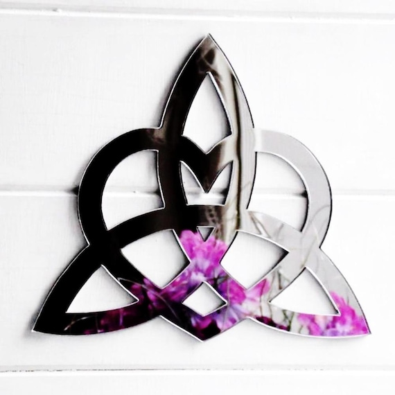 Trinity Symbol With Heart