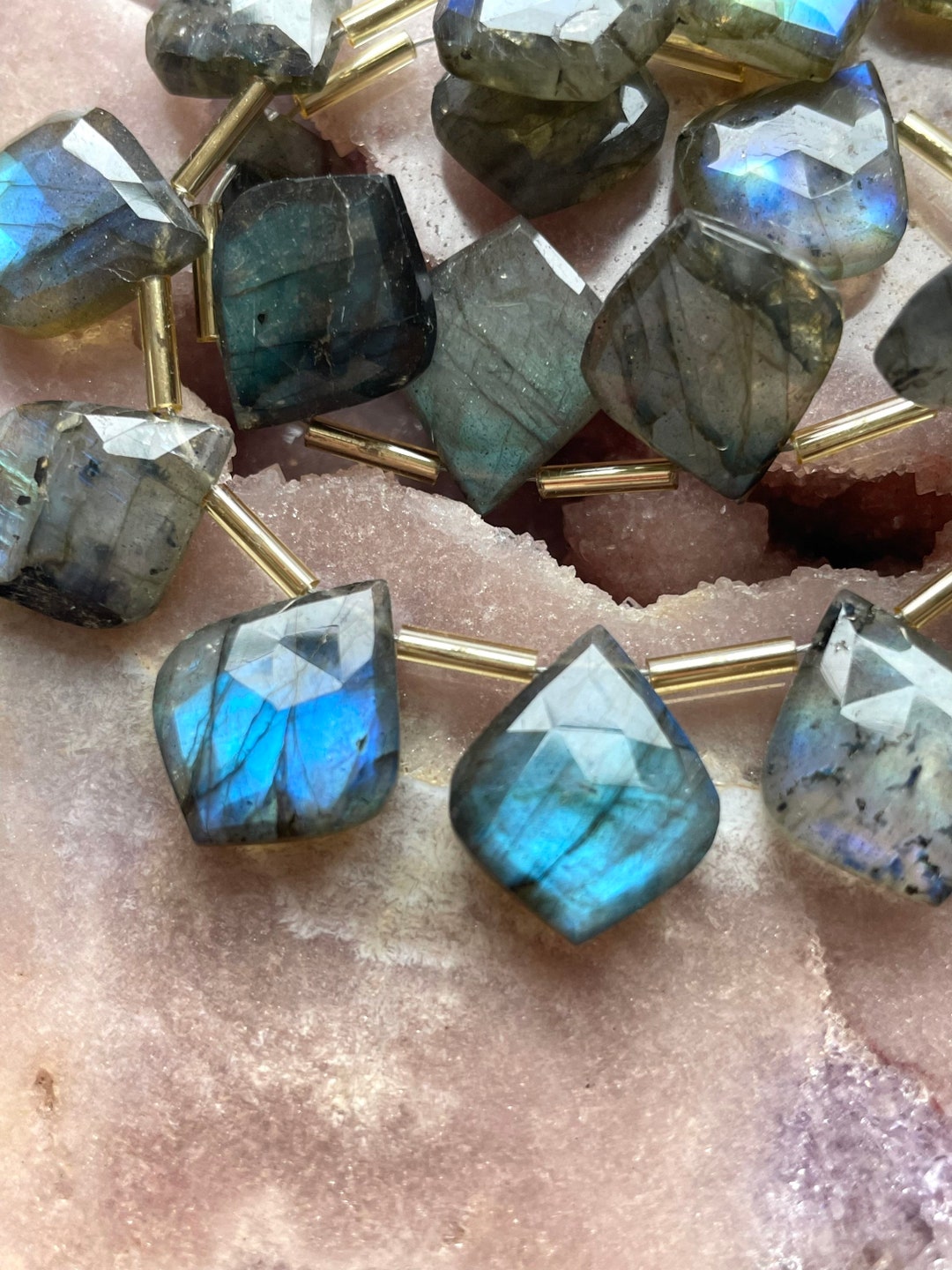 One Drilled Labradorite Pendant, Raw Crystal Beads, Labradorite Focal ...