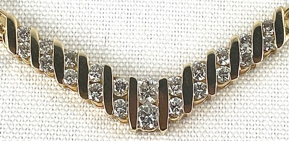 Lovely 14K Gold Figure Eight Link Chain with 22 Diamo… - Gem