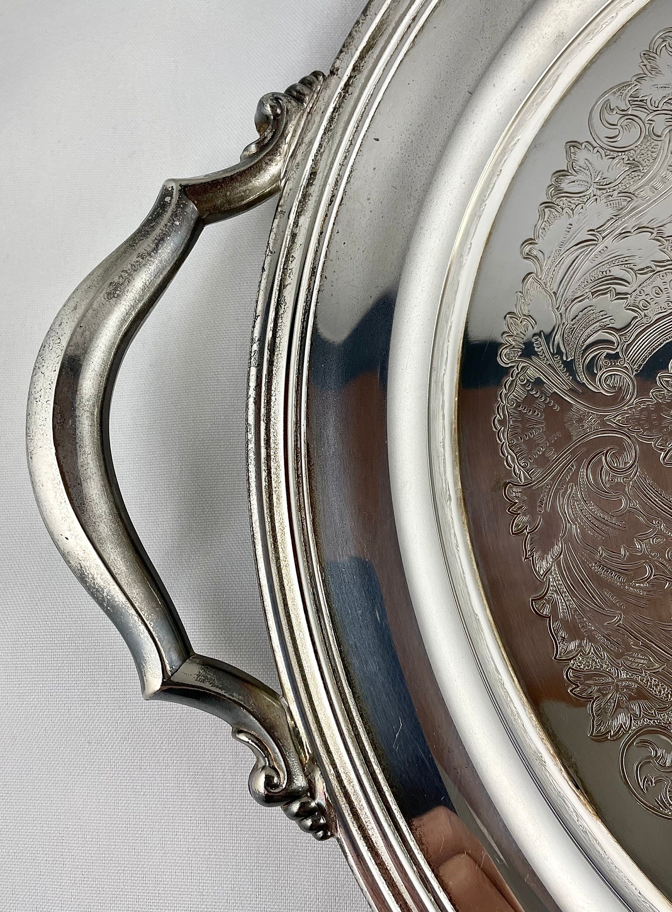 Vintage Oneida Silverplate 2-handled Tray With Engraved Field of ...