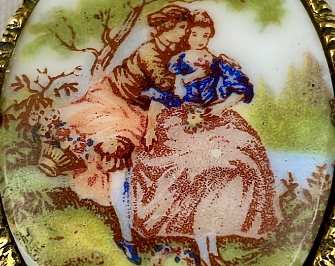 Vintage Rococo Porcelain Locket Box: Courting Lovers Bibelot - Etsy