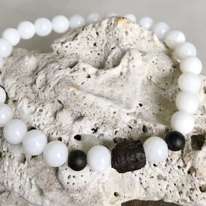 White Giant Clam Tridacna Beads With Wood Carved Buddha Head Bracelet ...