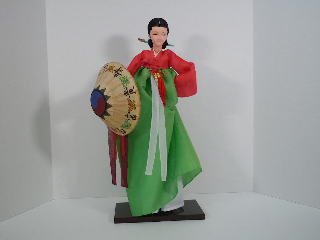 Vintage Korean Jeonmo Gisaeng Hat Dancer Hanbok Doll, 1960s, Golden Age ...