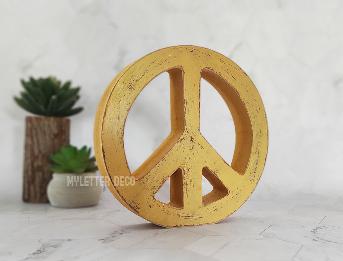 Peace Sign 70's Decor Boho Decor Wooden Peace Symbol - Etsy