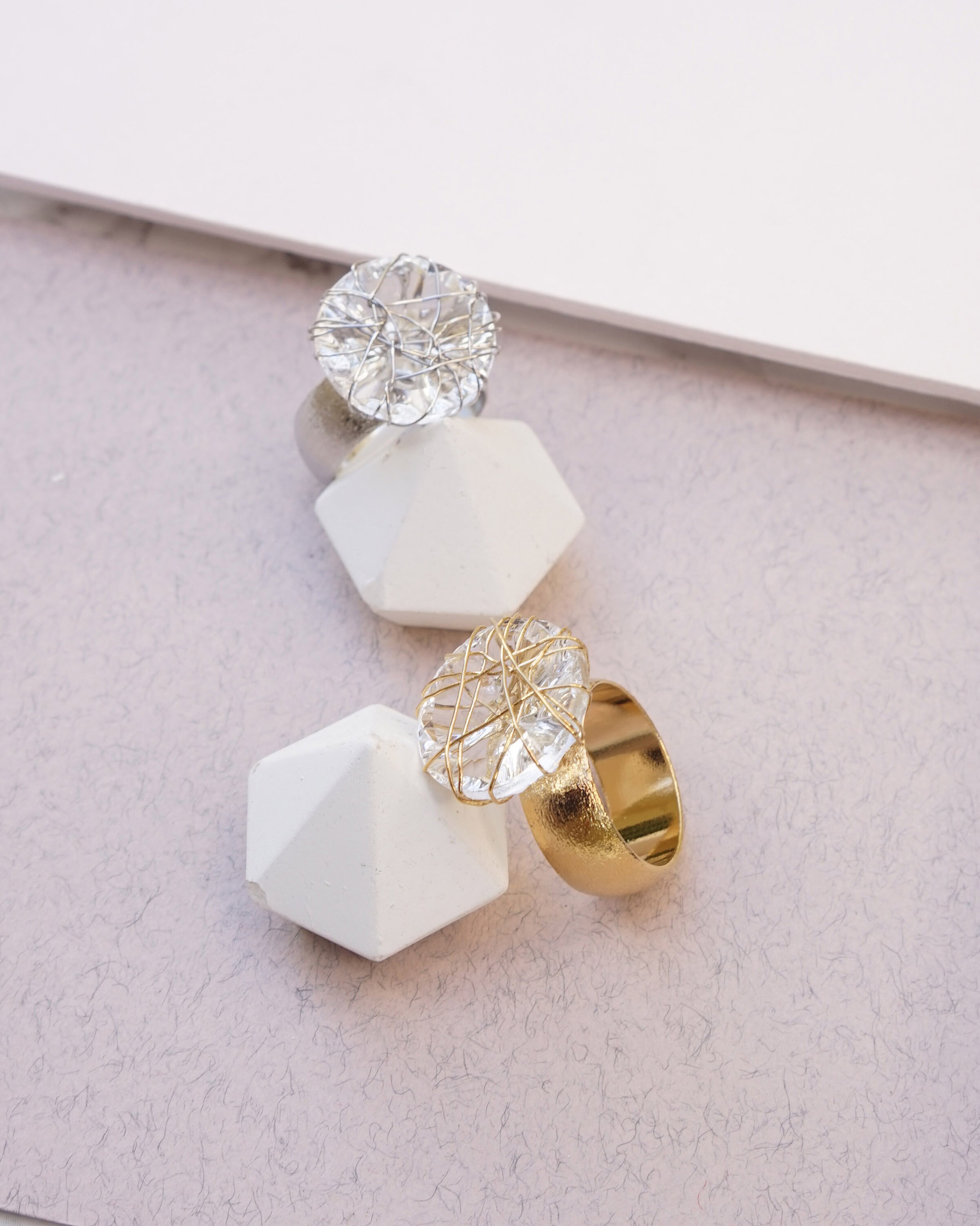 Clear Crystal Stone Rings for Woman, Modern Ring, Gold Cocktail Ring ...