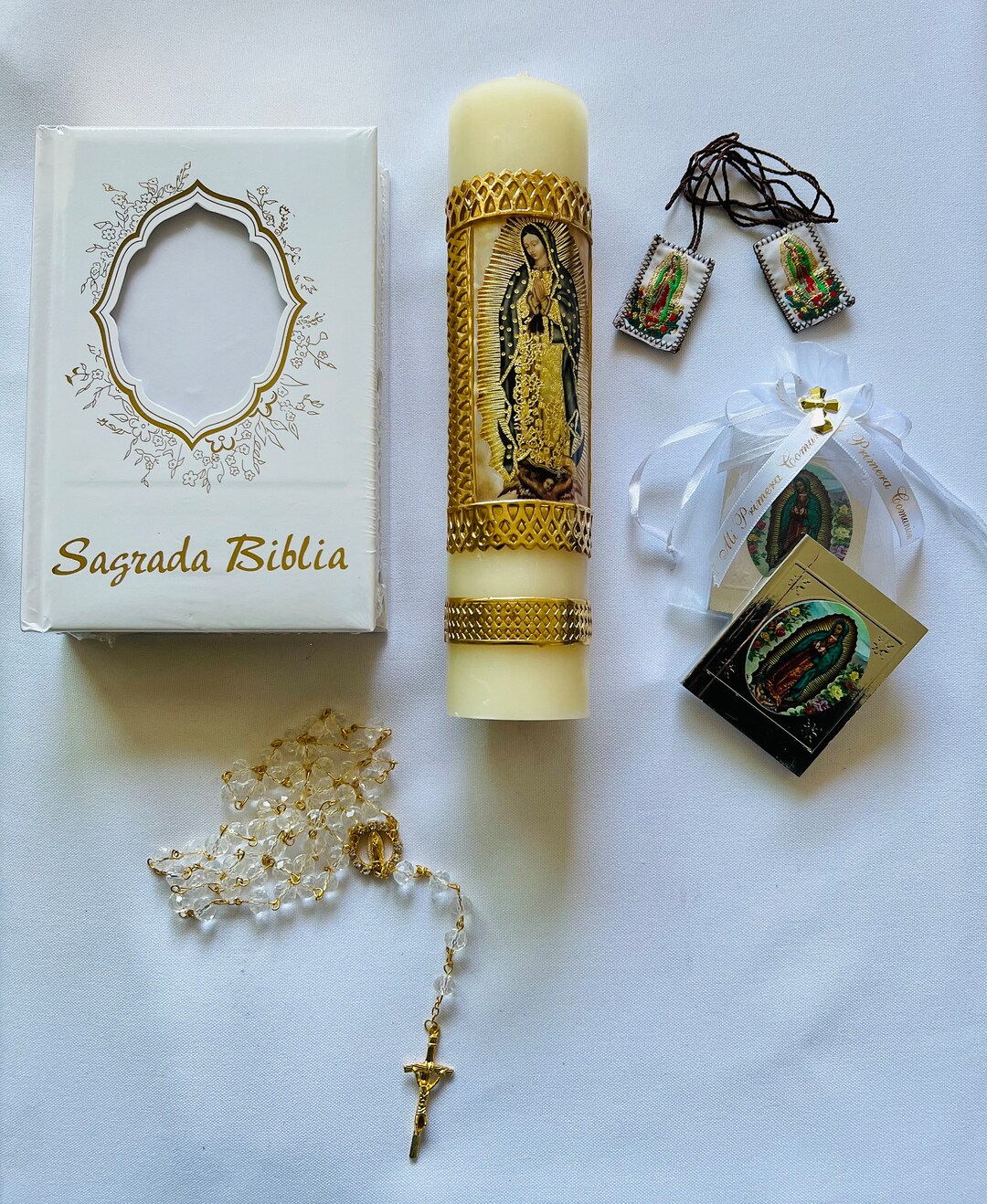 Set De Primera Comunion: Sagrada Biblia En Espanol, Vela Decorada ...