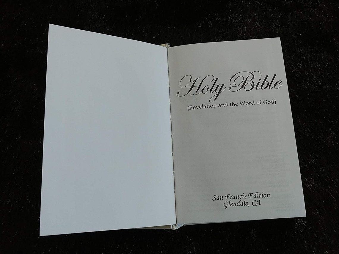 Bible in English for Wedding and Quinceanera White and Gold - Etsy