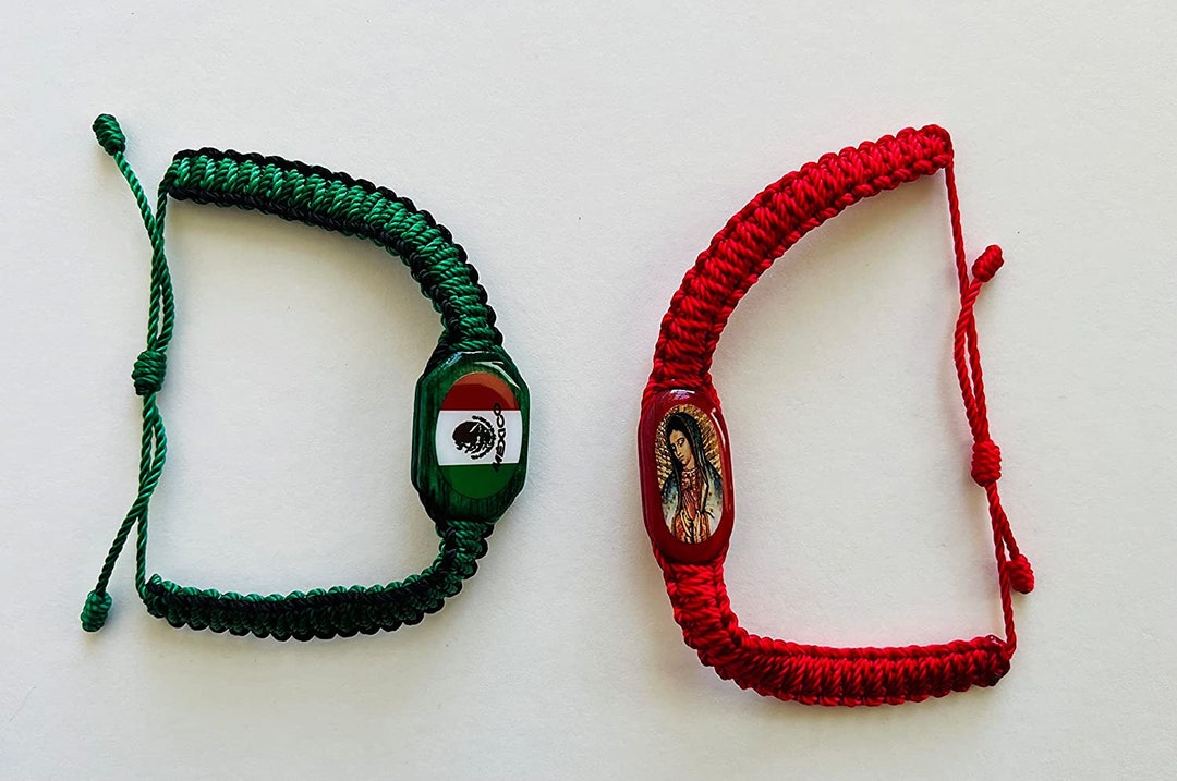 Dos Pulceras Tejidas De Hilo Una Roja De La Virgen De Guadalupe Y Una ...