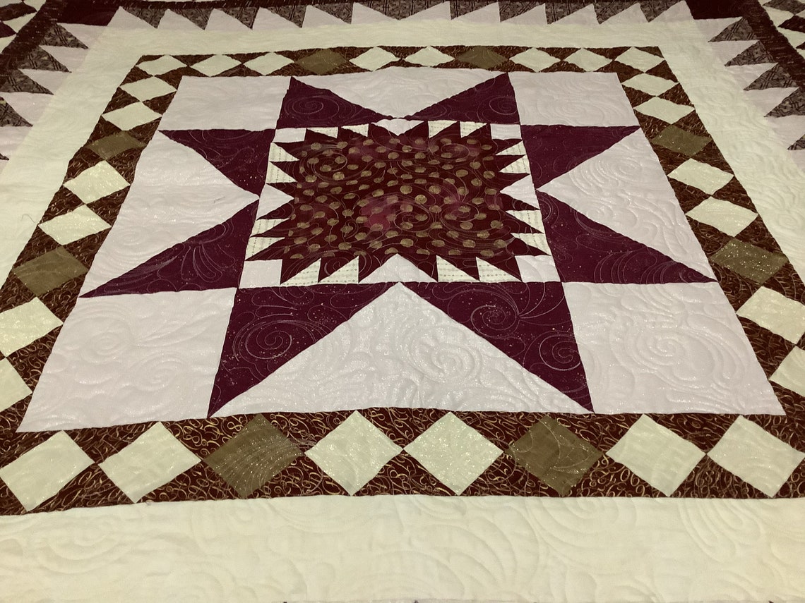 Burgundy Star Quilt - Etsy
