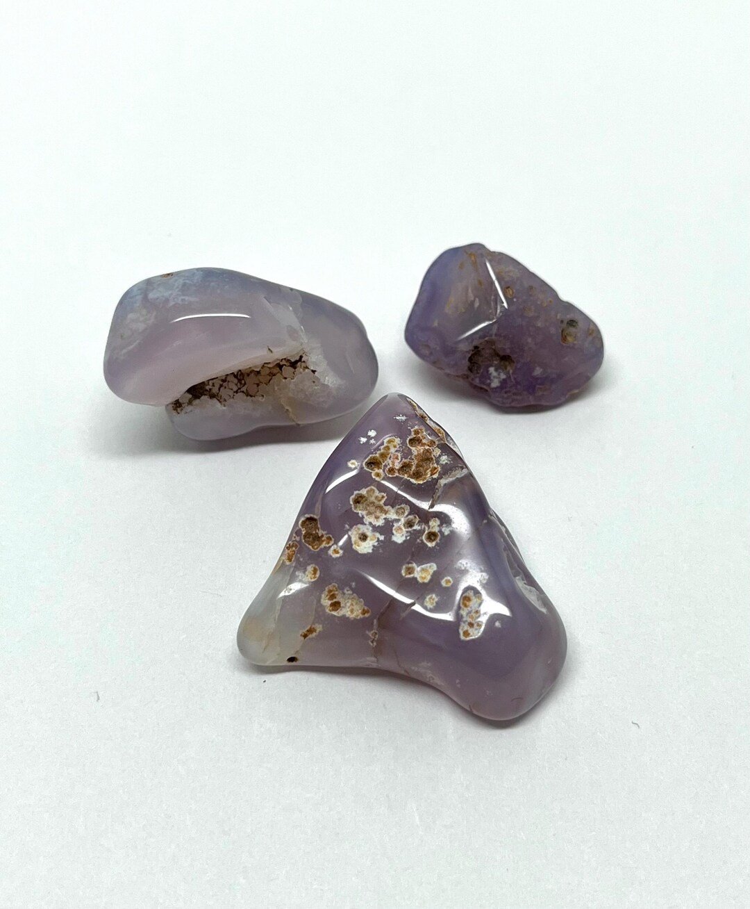 Tumbled Holly Blue Agate (set of 3) - Etsy