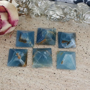 Blue Calcite Pyramd / Blue Onyx Pyramid From Argentina, Also Called ...