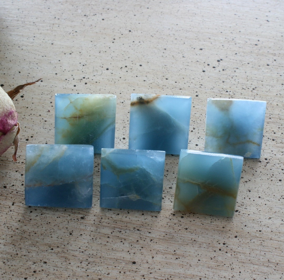 Blue Calcite Pyramid / Blue Onyx Pyramid, Calcite Pyramid, Crystal ...