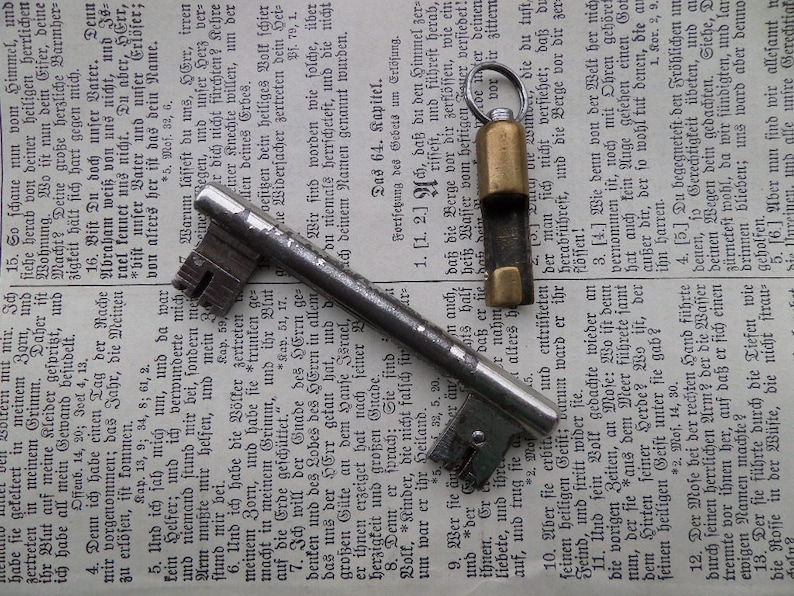 Vintage German Berlin Key, Double Key, Vintage Souvenir - Etsy