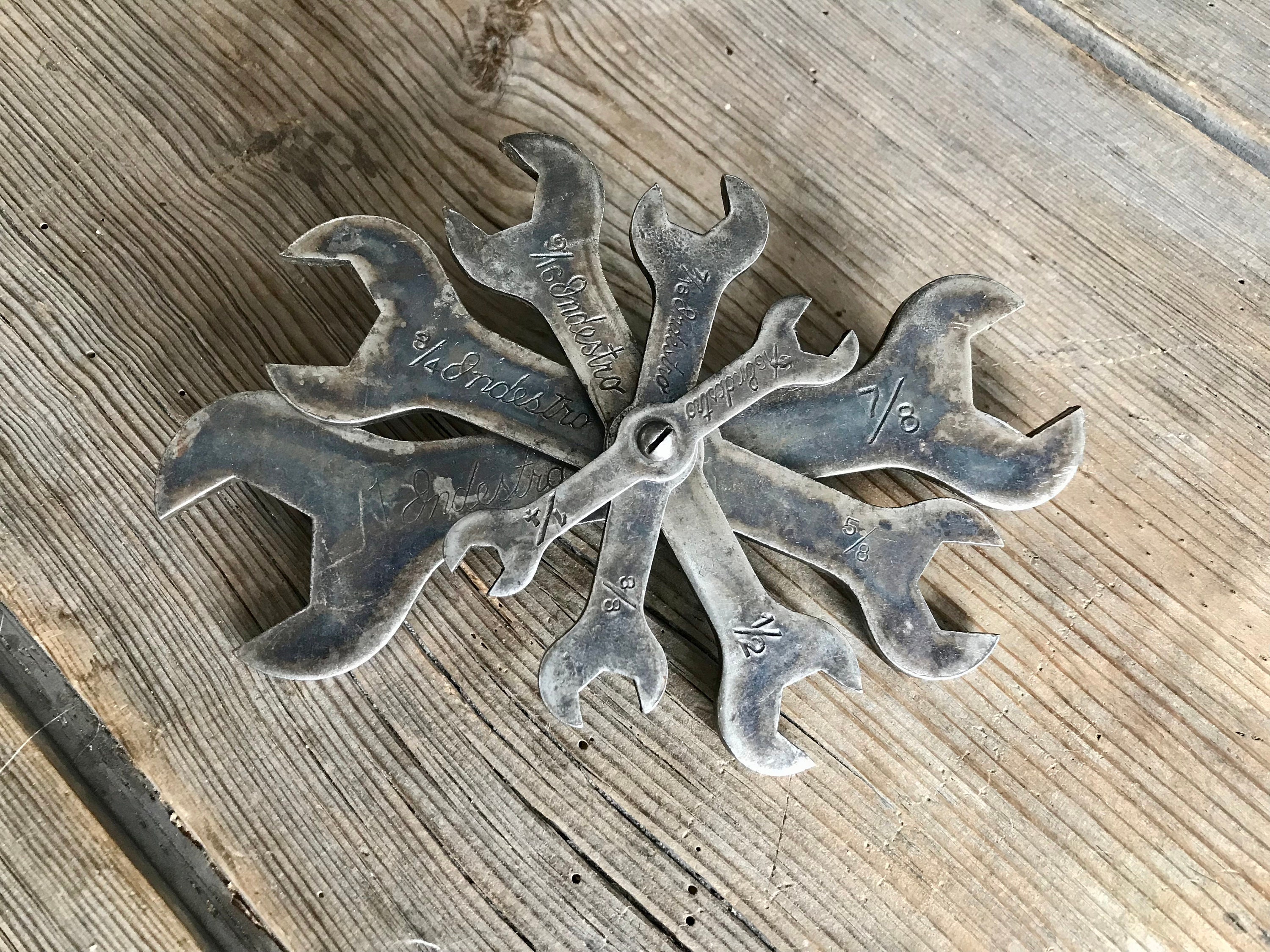 Vintage Indestro Tool Nut and Tap Set 1930 - Etsy