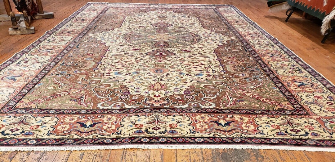 Exquisite 1930-1940s Antique Wool Pile Muted Dye Armenian Hereke Rug 7 ...