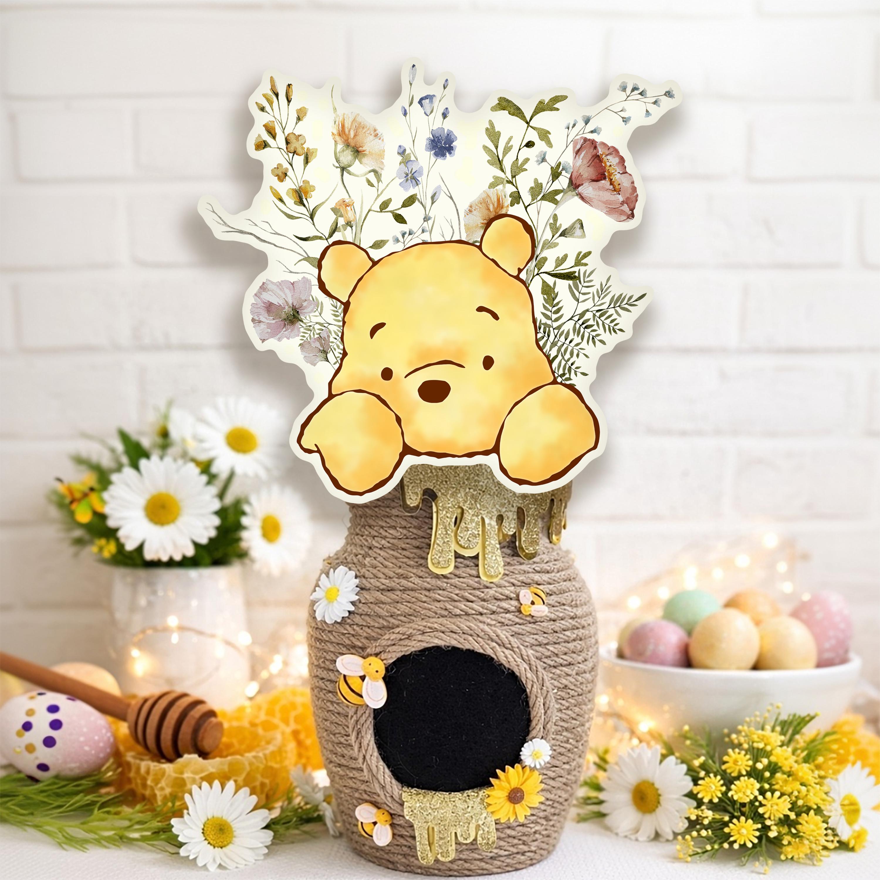 Classic Winnie the Pooh Peeking Bear Clipart: Vintage Storybook Pooh ...