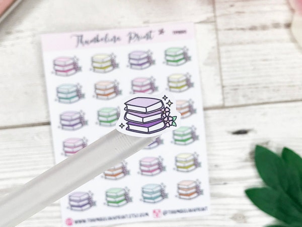 35x Personalised Cinnamon Roll on A Roll Teacher Praise - Etsy