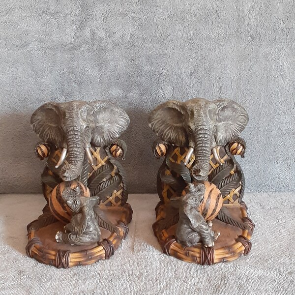 Animal Bookends - Etsy