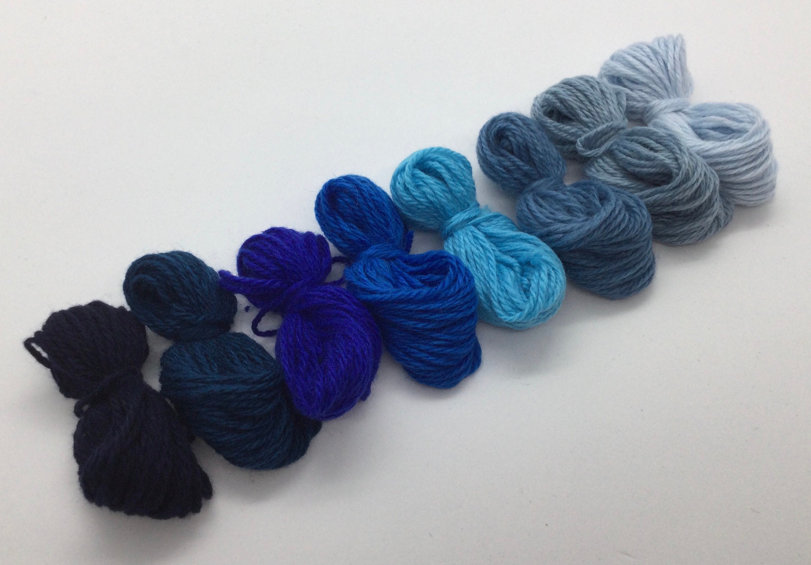 Pure cashmere darning yarn, 100% cashmere repair yarn, cashmere remnants, assorted cashmere ...
