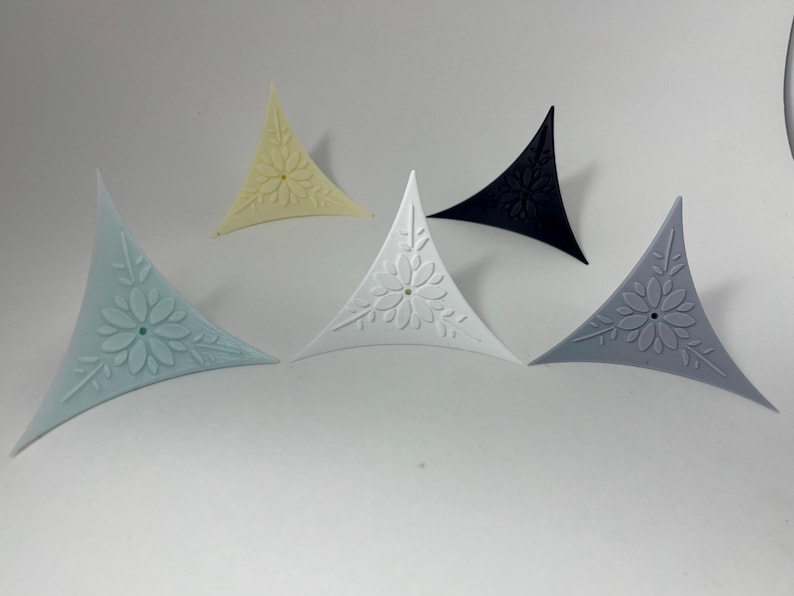 Flower W/ Vine/stem Design Stair Dust Corners – 3D Printed Victorian ...